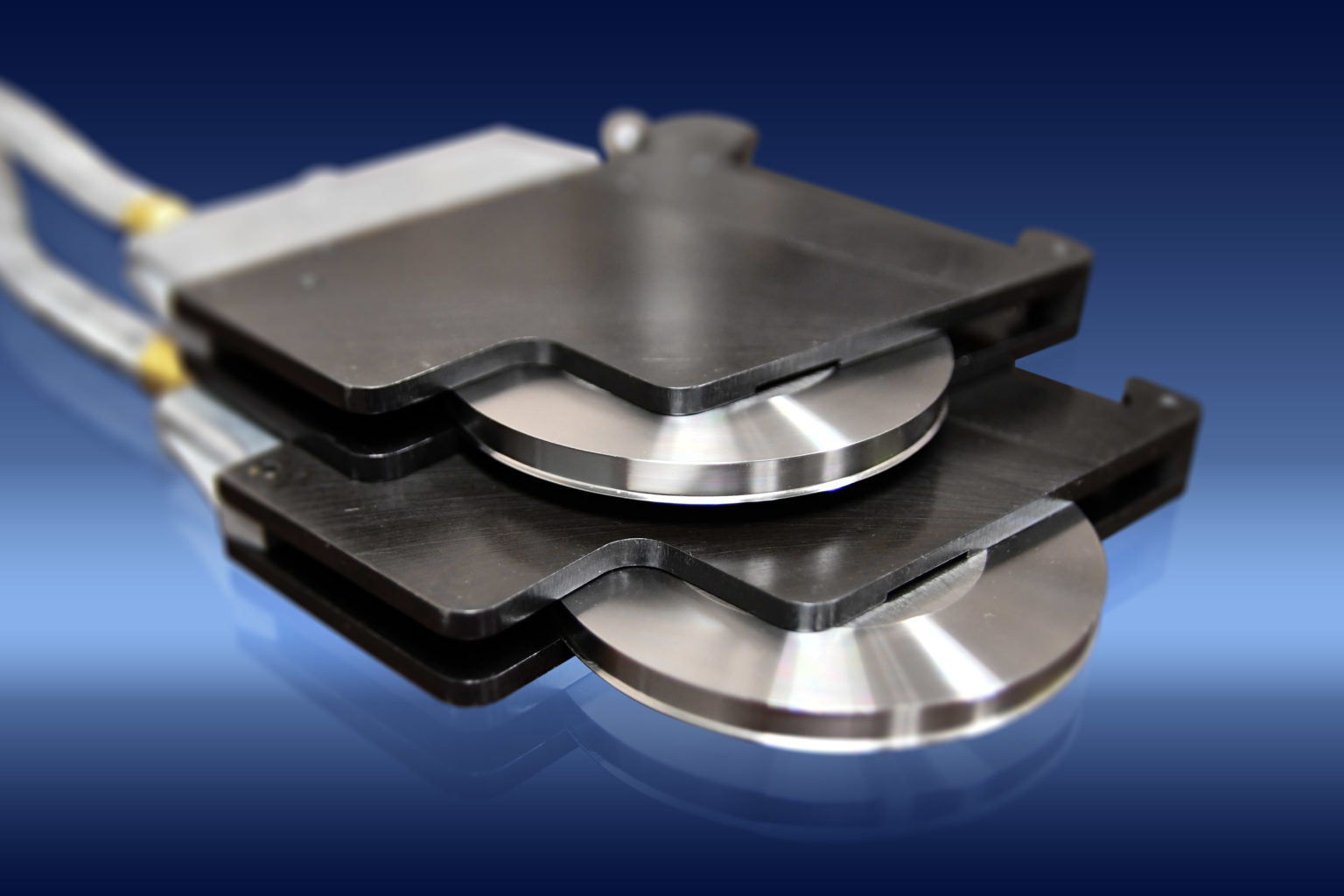 Choosing the Right Knife Profile and Material: Crush Cut | DIENES USA