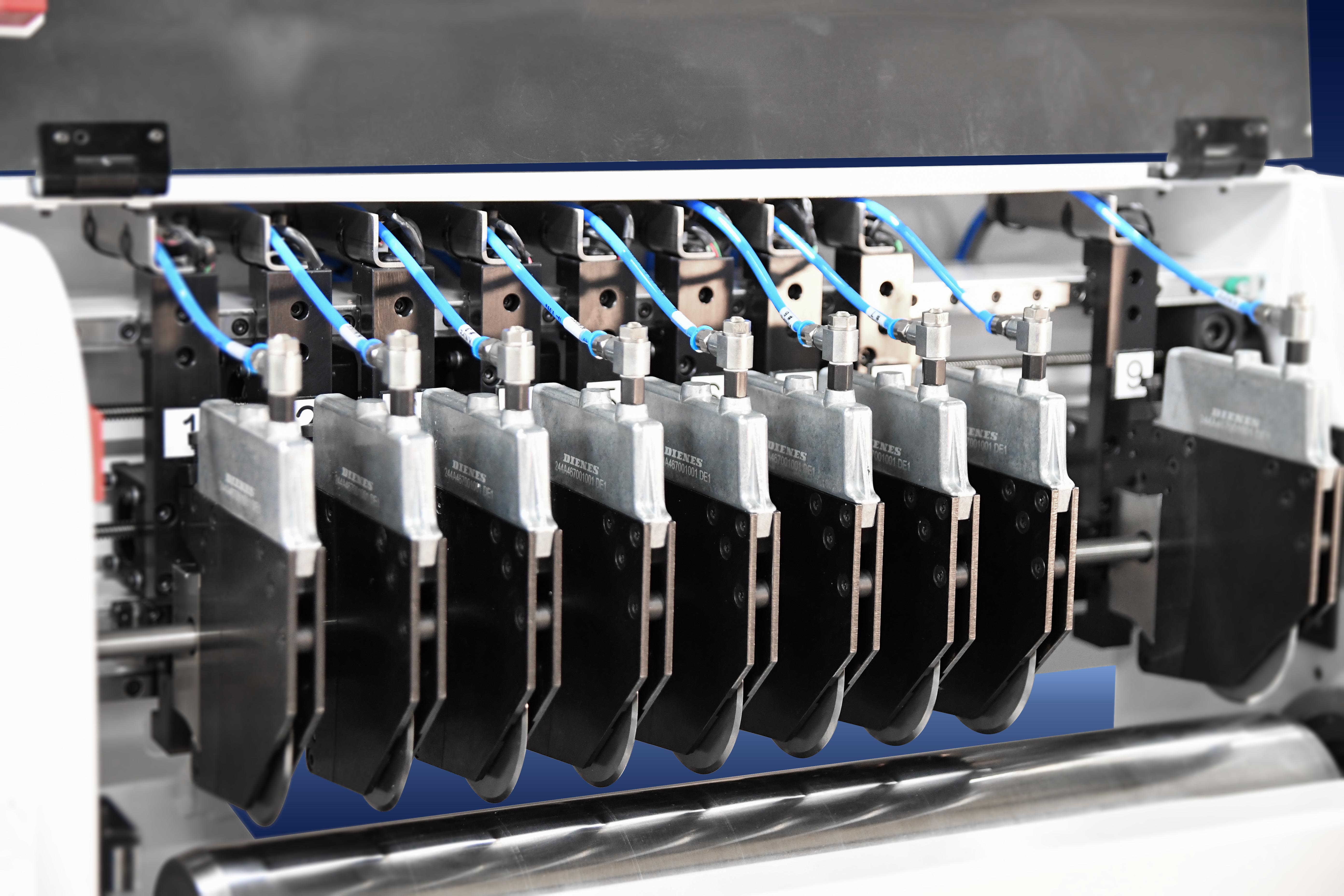 Crush Cut vs Shear: Crush Slitting - Dienes USA